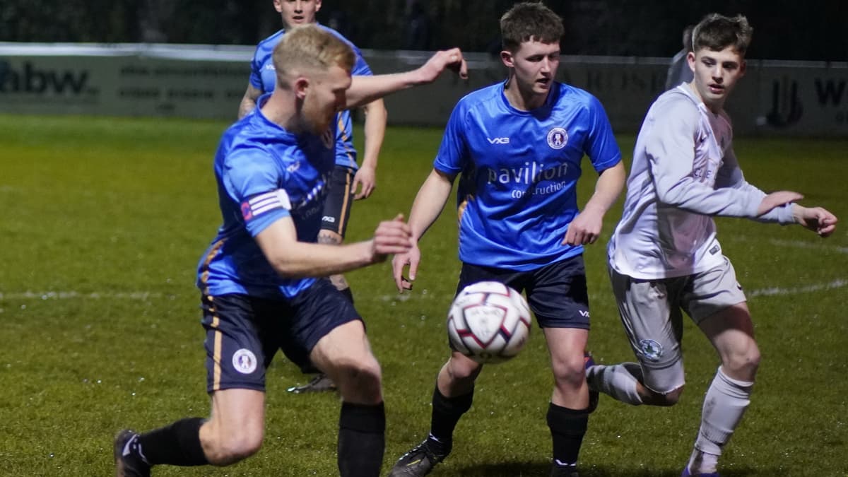 REPORT: Newton Abbot Spurs’ delight at late James Moxon winner against ...