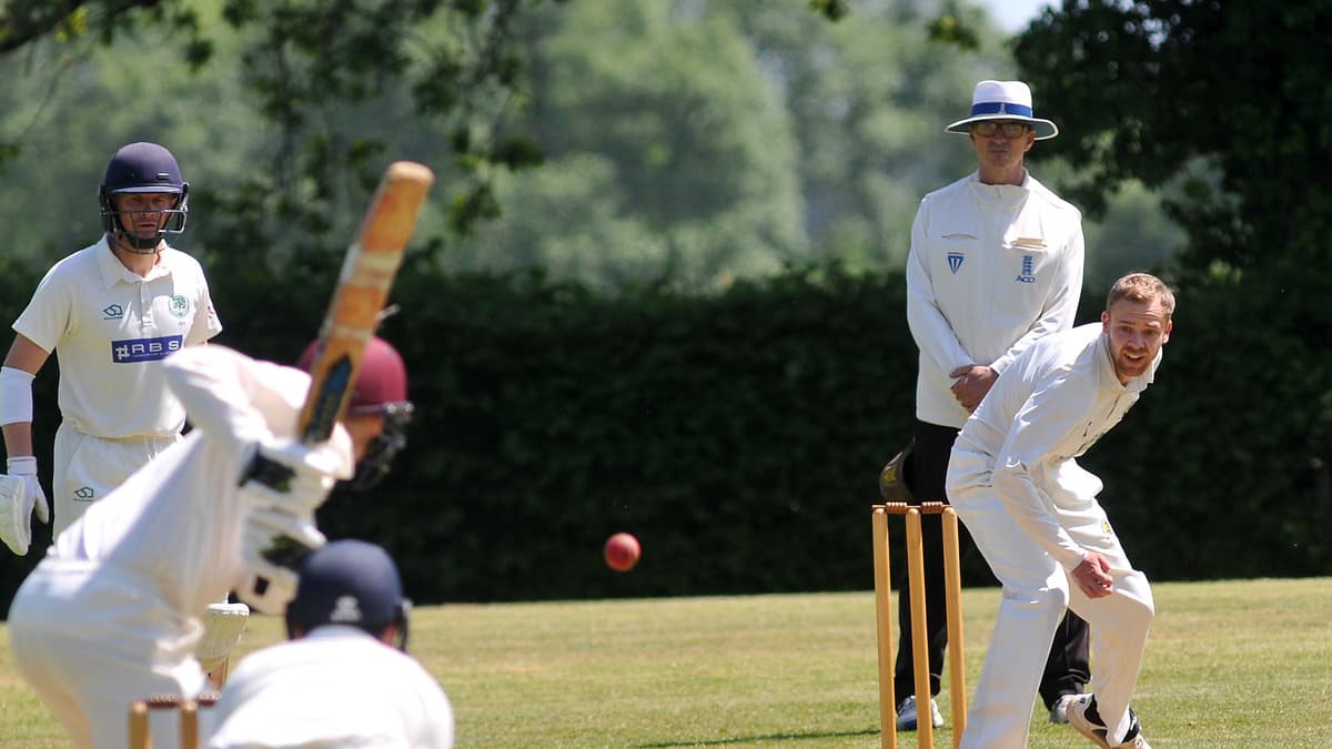Devn Cricket League;. Abbotskerswell versus Kilmington ...