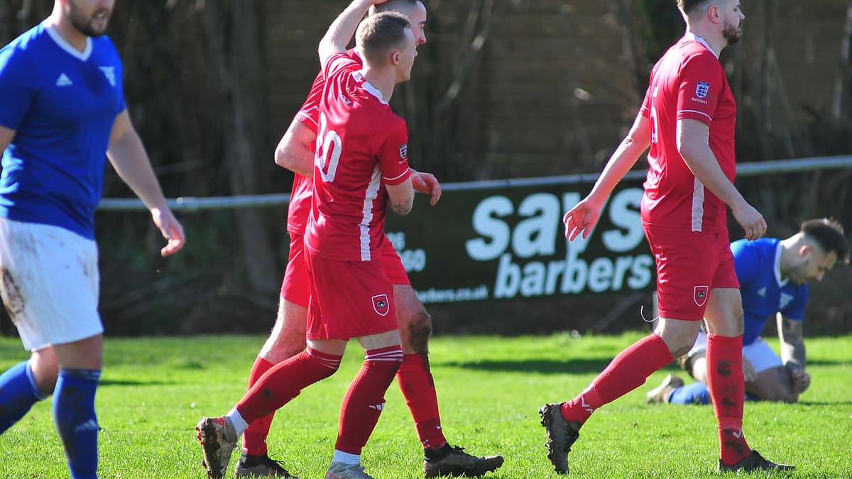 Kingsteignton Athletic cruise into SDFL Herald Cup quarter-finals ...