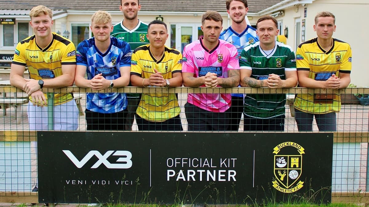 Buckland Athletic boss Matt Cusack captures eight "hungry" new signings ...