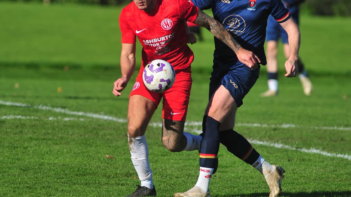 Noyce nets twice more in Ilsington Villa’s home defeat ...